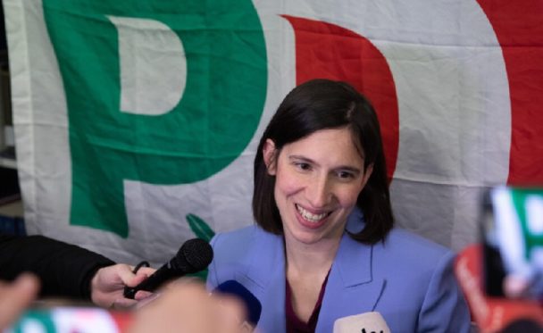 Il Primo Maggio tra le monetine di Craxi e il look della Schlein